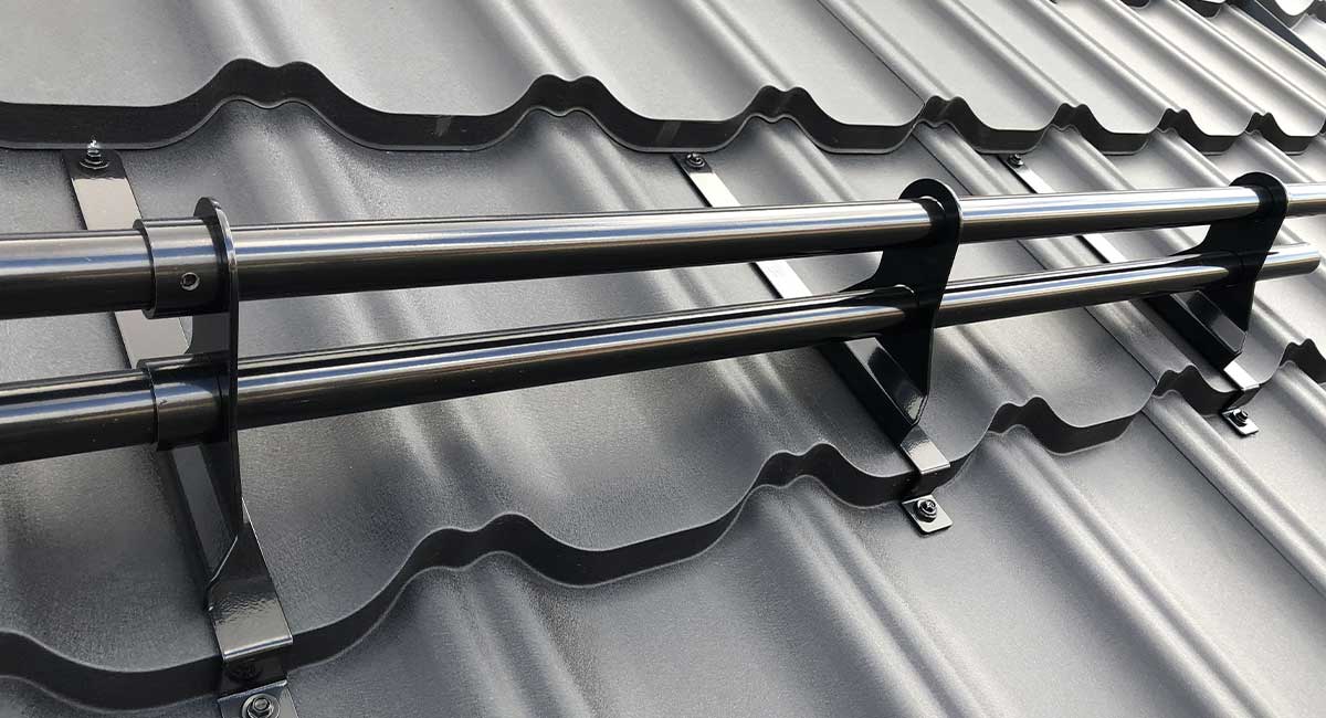 Uchwyt do montażu szyn fotowoltaicznych | CEDA wsporniki do PV